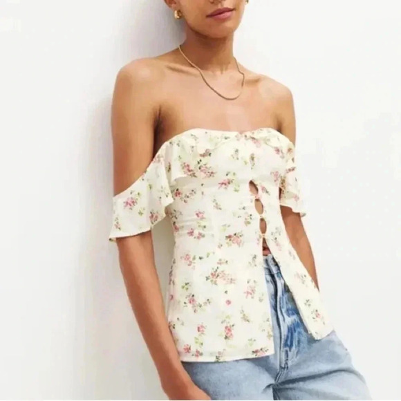 Reformation | Tops | Reformation Nwt Delaney Off The Shoulder Peek A ...